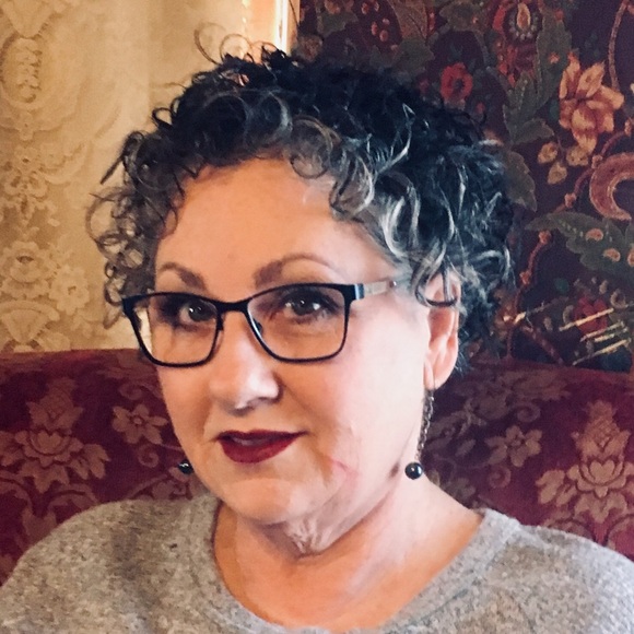 Patty's Closet (@pattyambrose) | Poshmark